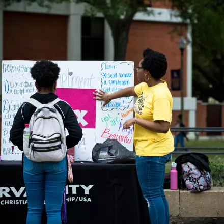 Reaching Out to New Students (Ministry Playbook) | InterVarsity